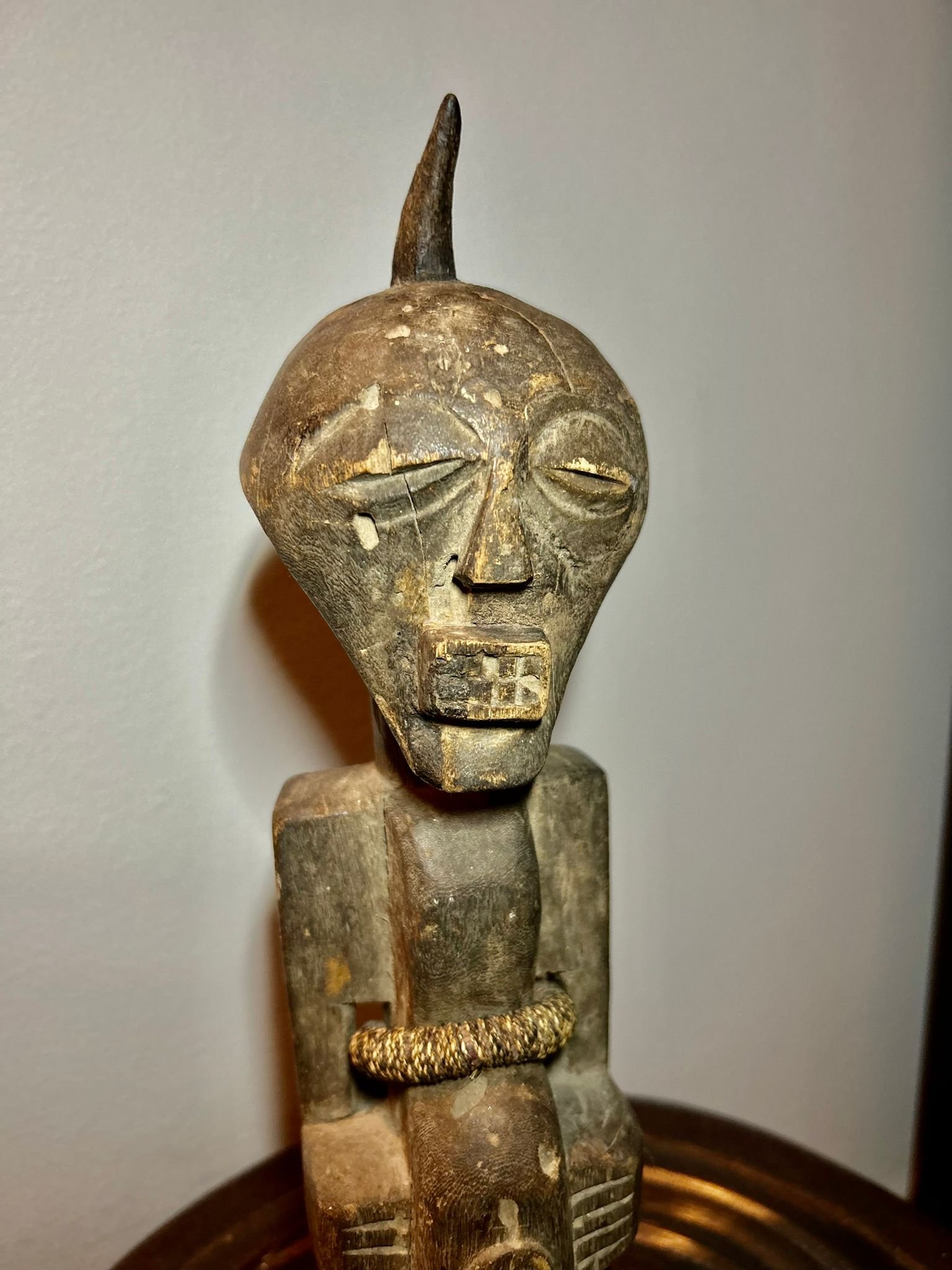 Ornamental statue of pagan god | QVallas